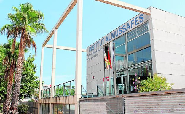 El instituto de Almussafes propone a sus alumnos que se desplacen al ...